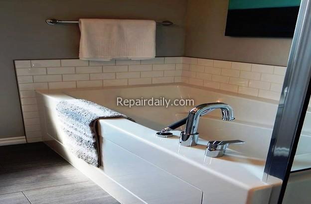 How To Fix Gaps Around A Leaky Tub Or Shower Surround Panels | 2021